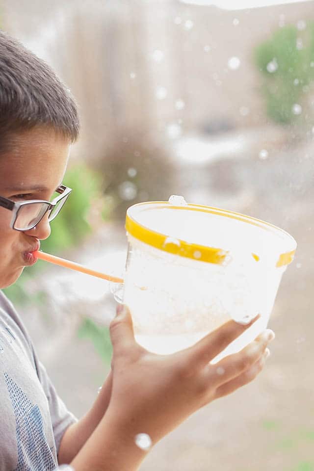20 Fun Bubbles Activities for Toddlers | KiDorzo