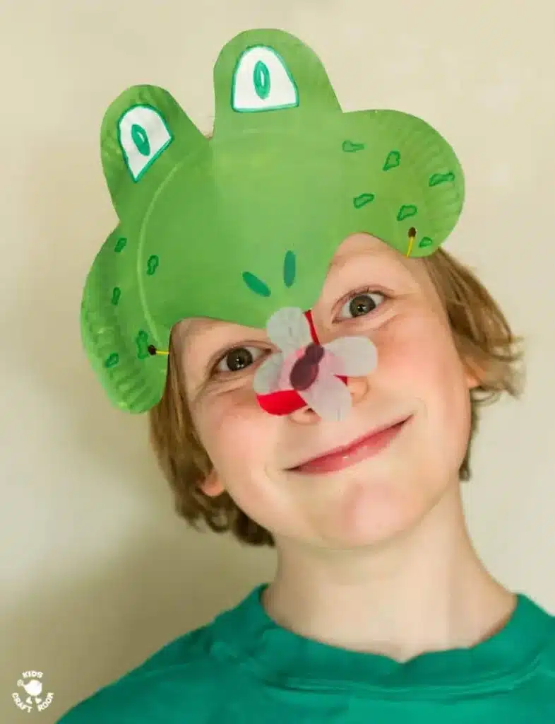 20 Easy and Funny Frog Crafts for Toddlers | KiDorzo